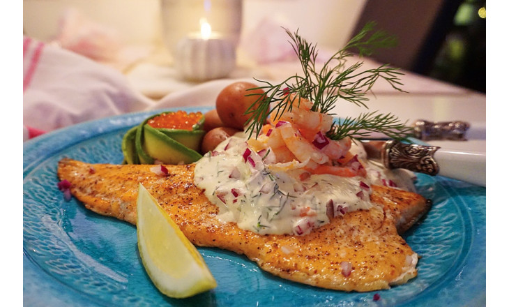 Stekt rödingfilé med skagenröra & delikatesspotatis